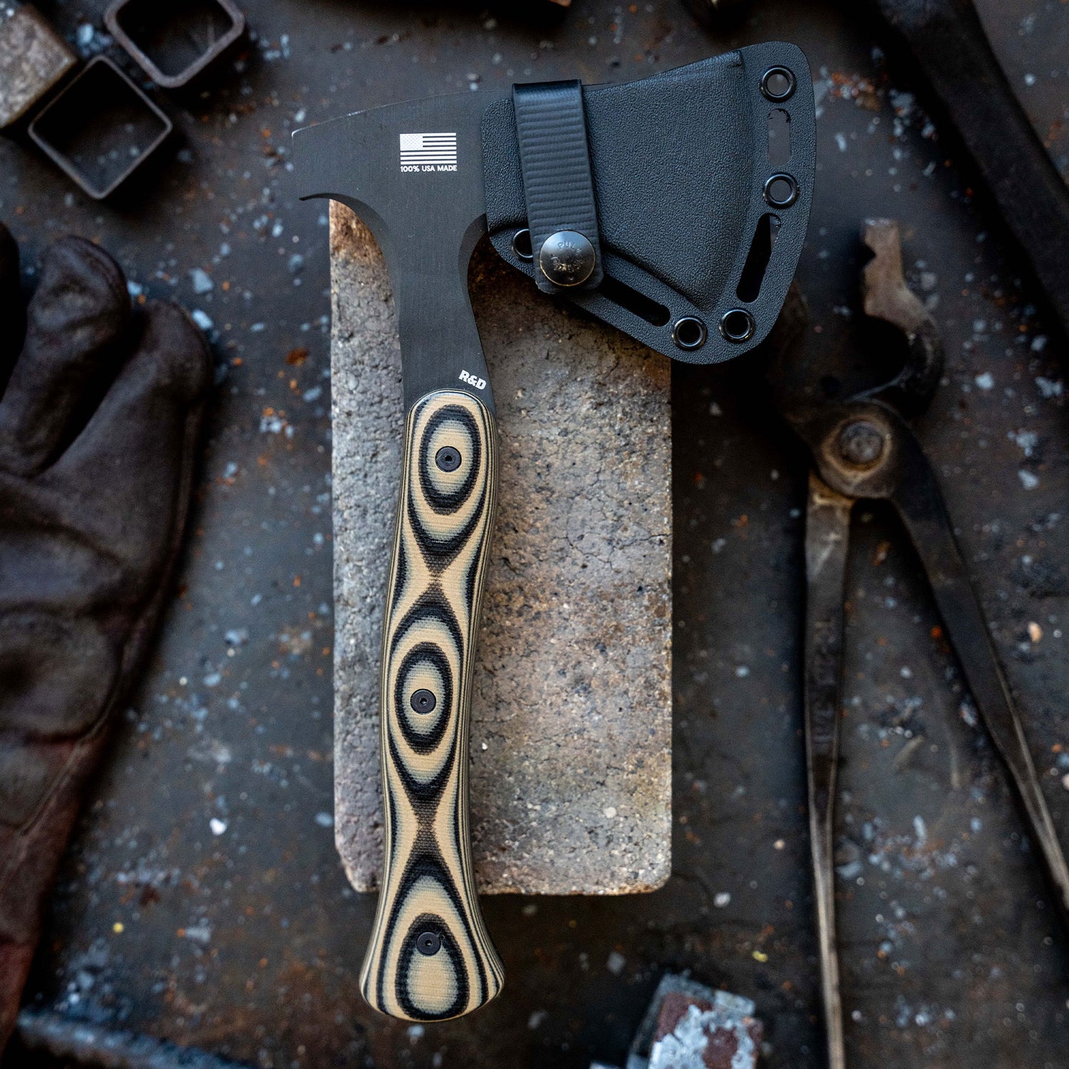 HELLGATE HATCHET - TAN & BLACK